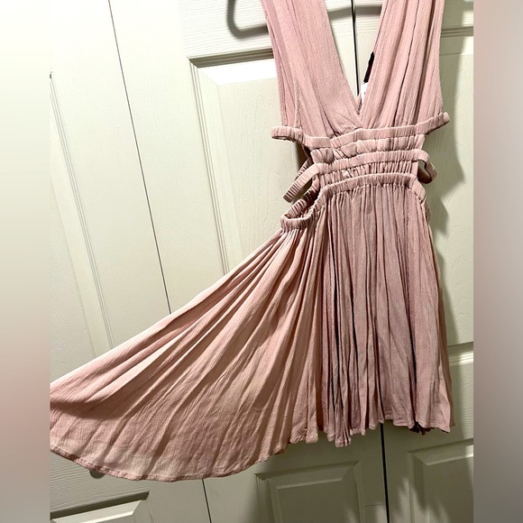 Windsor | Dresses | Windsor Rose Pink Cut Out Flare Mini Dress Nwt ...